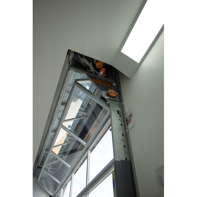 MetaData.Title Compact Glass sectional folding door | BIMobject