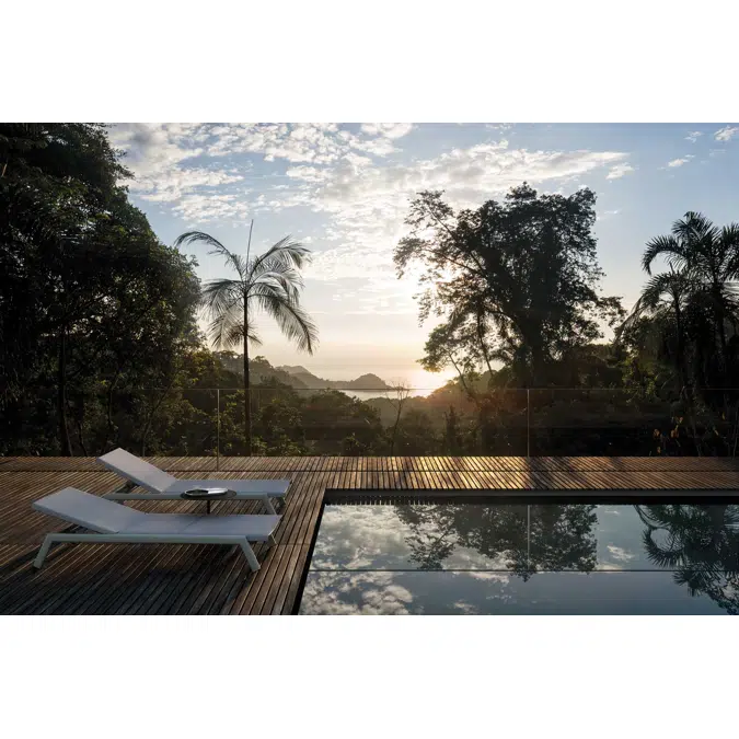 BIM objects - Free download! Molo Deckchair with Small Wheels | BIMobject