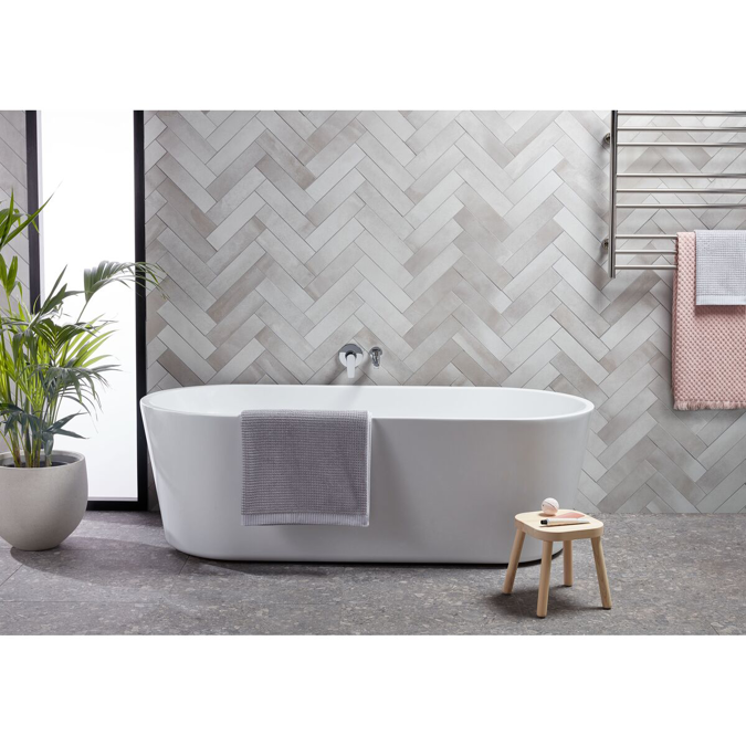 BIM objects - Free download! Posh Solus Freestanding Bath 1780 x 800 x ...