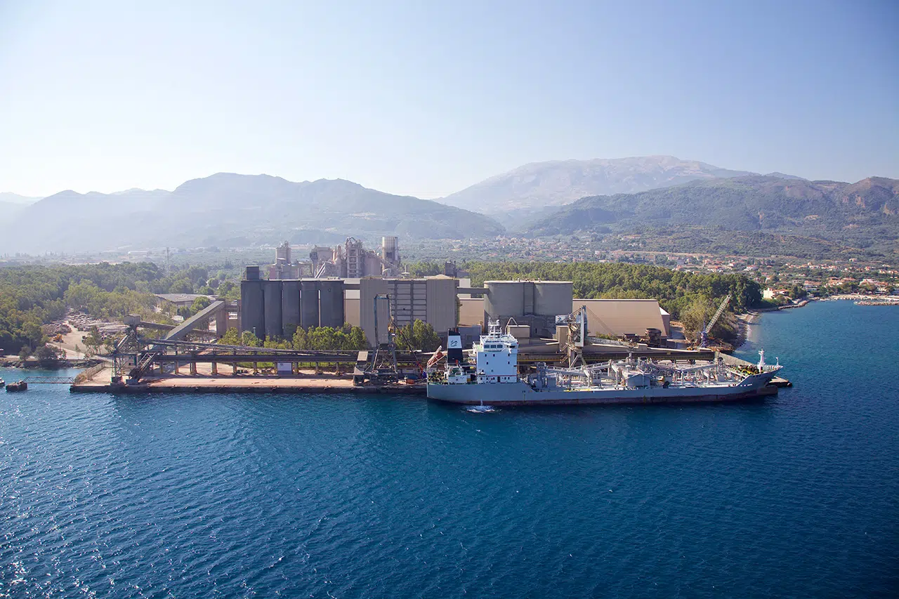 Last ned gratis BIM-innhold fra BIMobject TITAN CEMENT SA | BIMobject