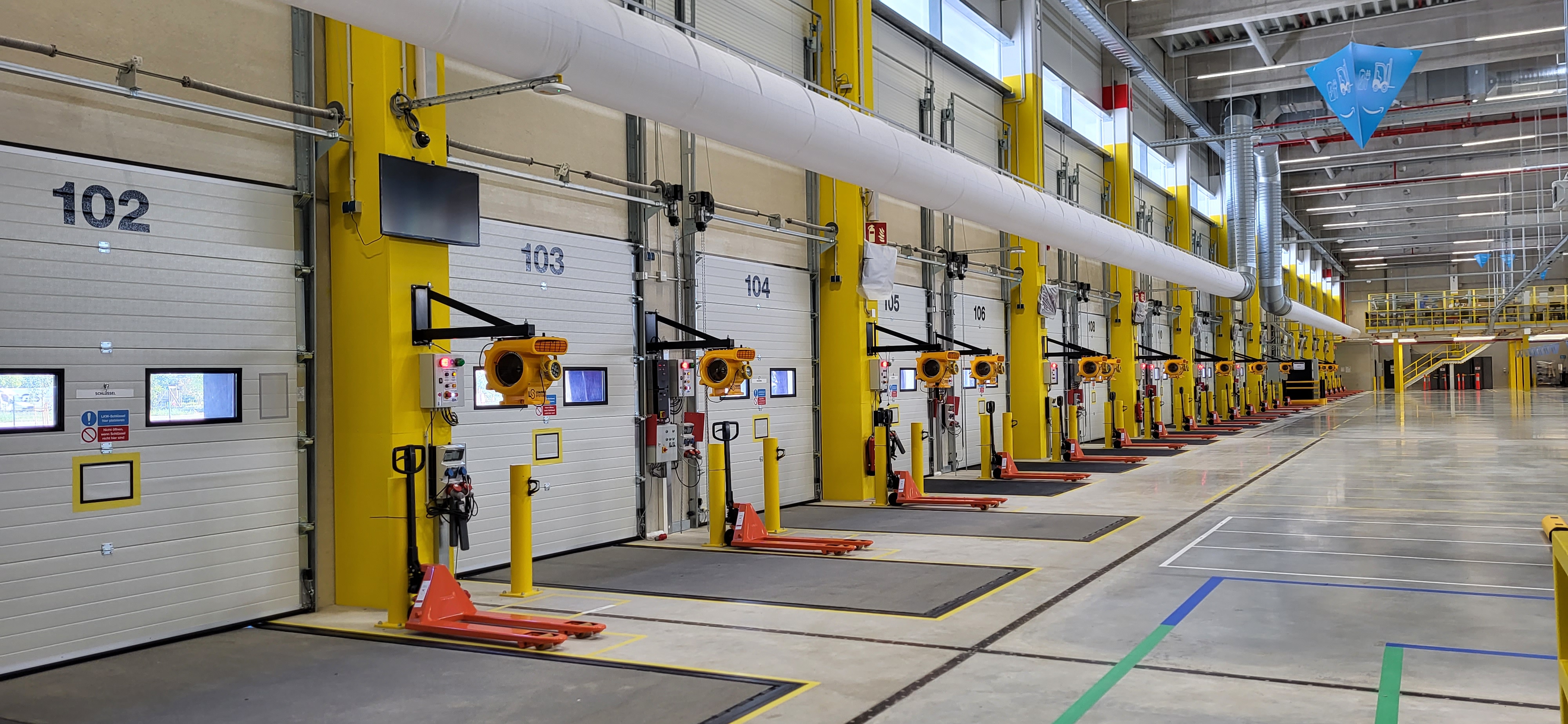 BIM objects - Free download! Loading Systems | BIMobject