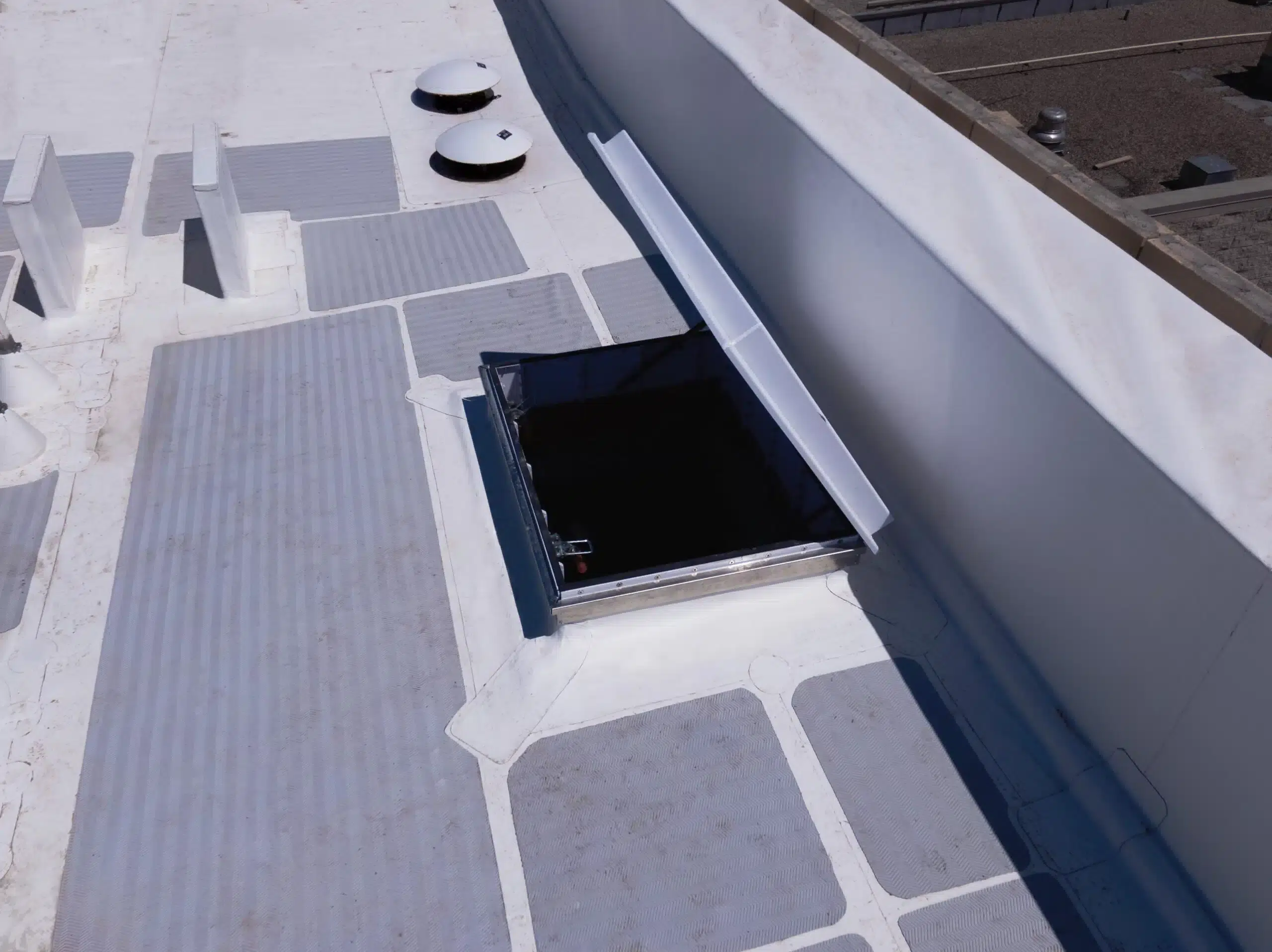 BIM object - ดาวน์โหลดฟรี! Roof Penetration Housings | BIMobject